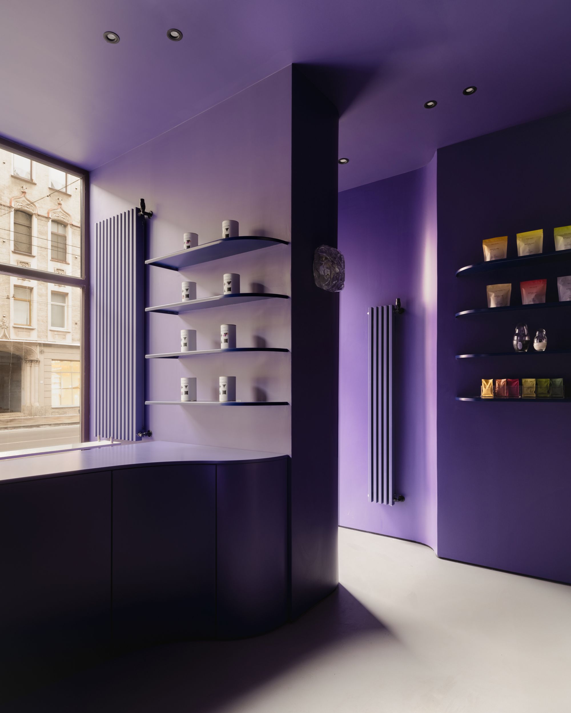 Our Latest Color Crush Makes for High-Risk, High-Reward Decorating ...