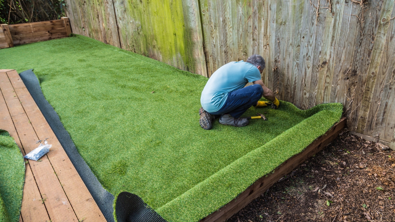 10 landscaping fads that make no sense in real life