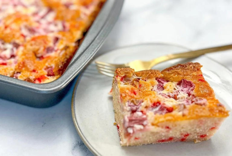 Rhubarb Custard Cake