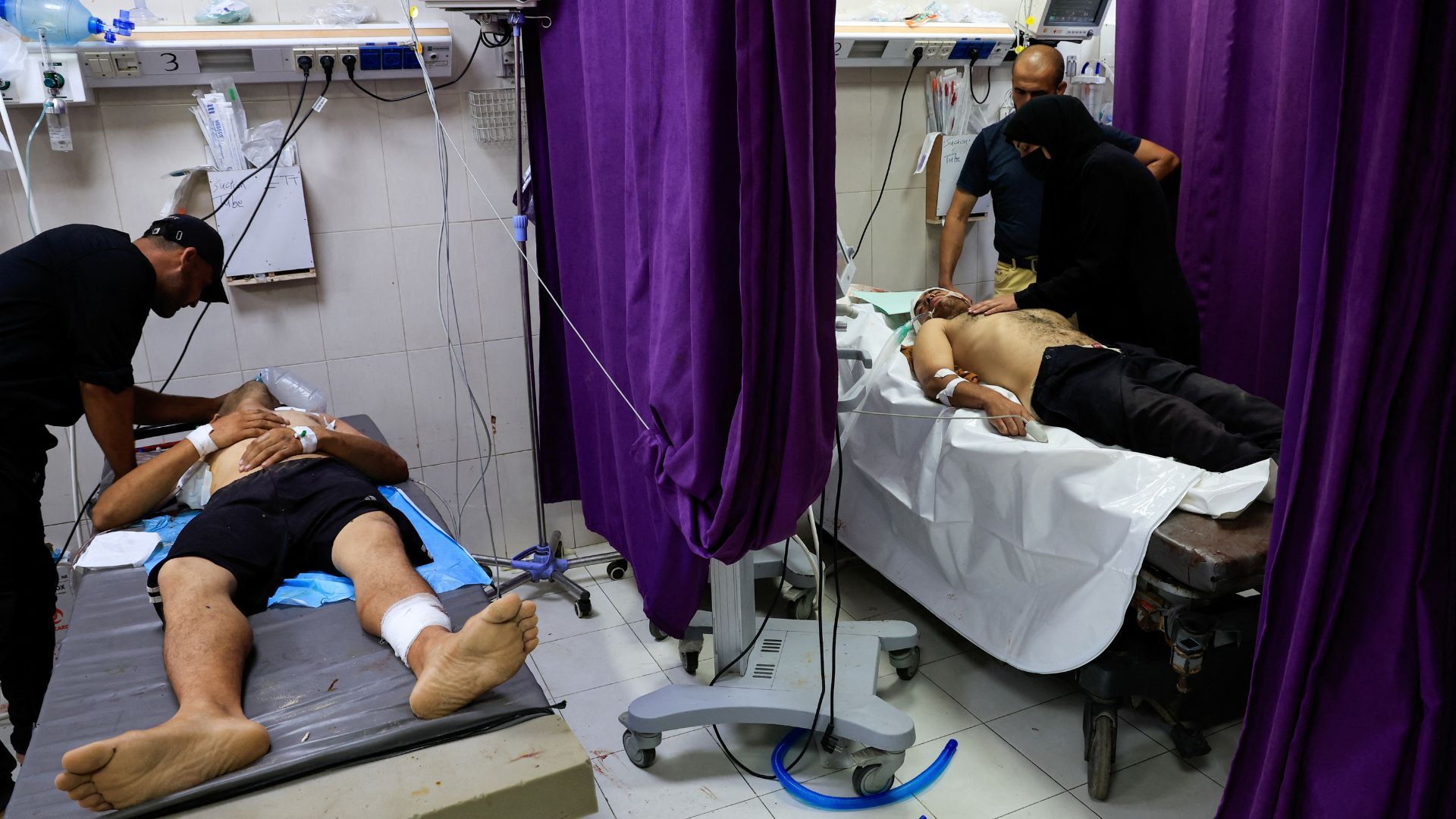 Operating theatres overwhelmed after Israeli attack on Rafah aid site ...