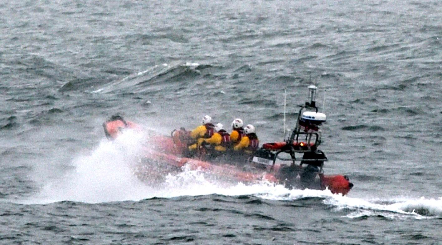 Hartlepool RNLI help paddle boarder being blown out to sea