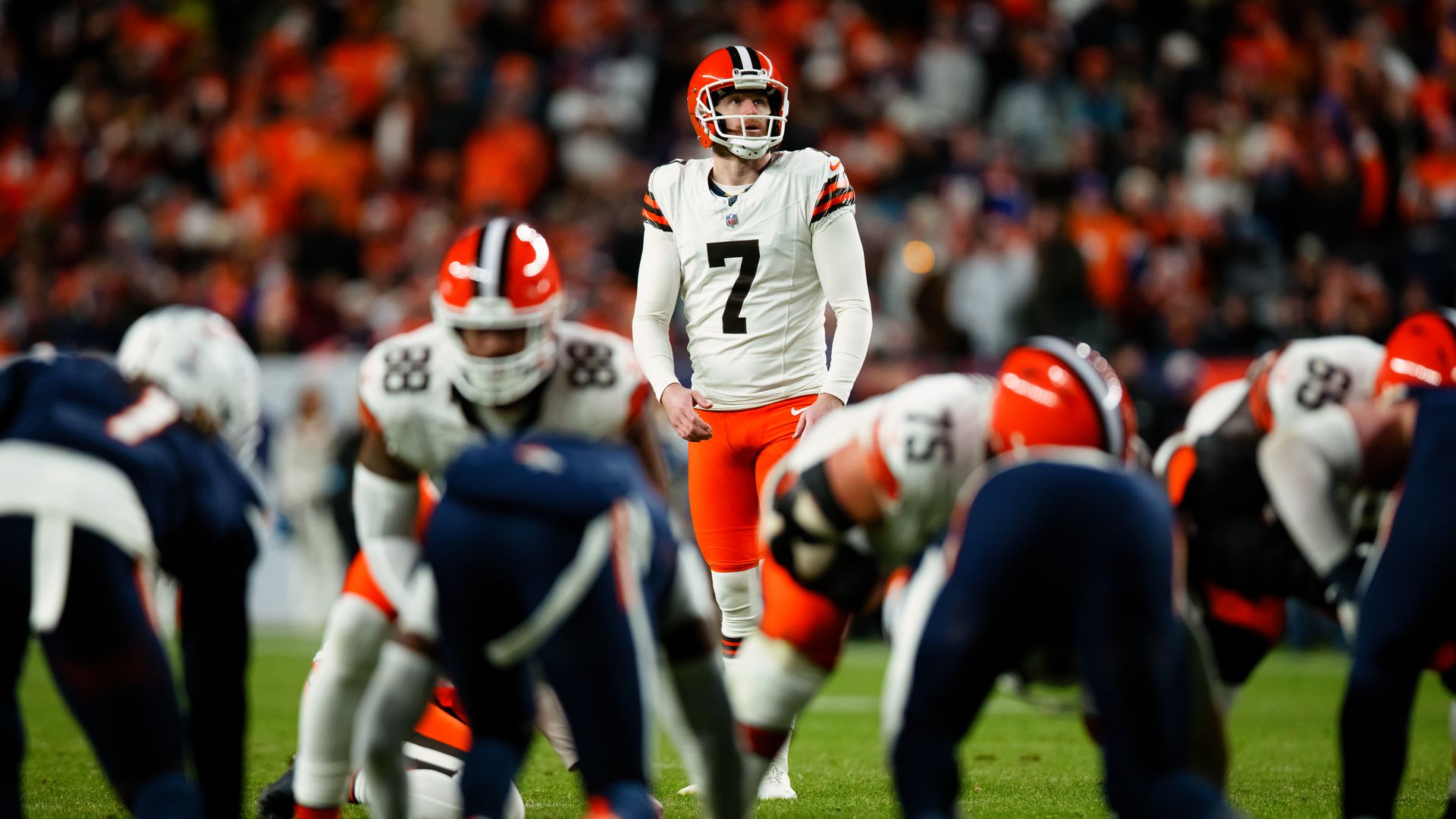 Browns kicking situation: Dustin Hopkins the only option?