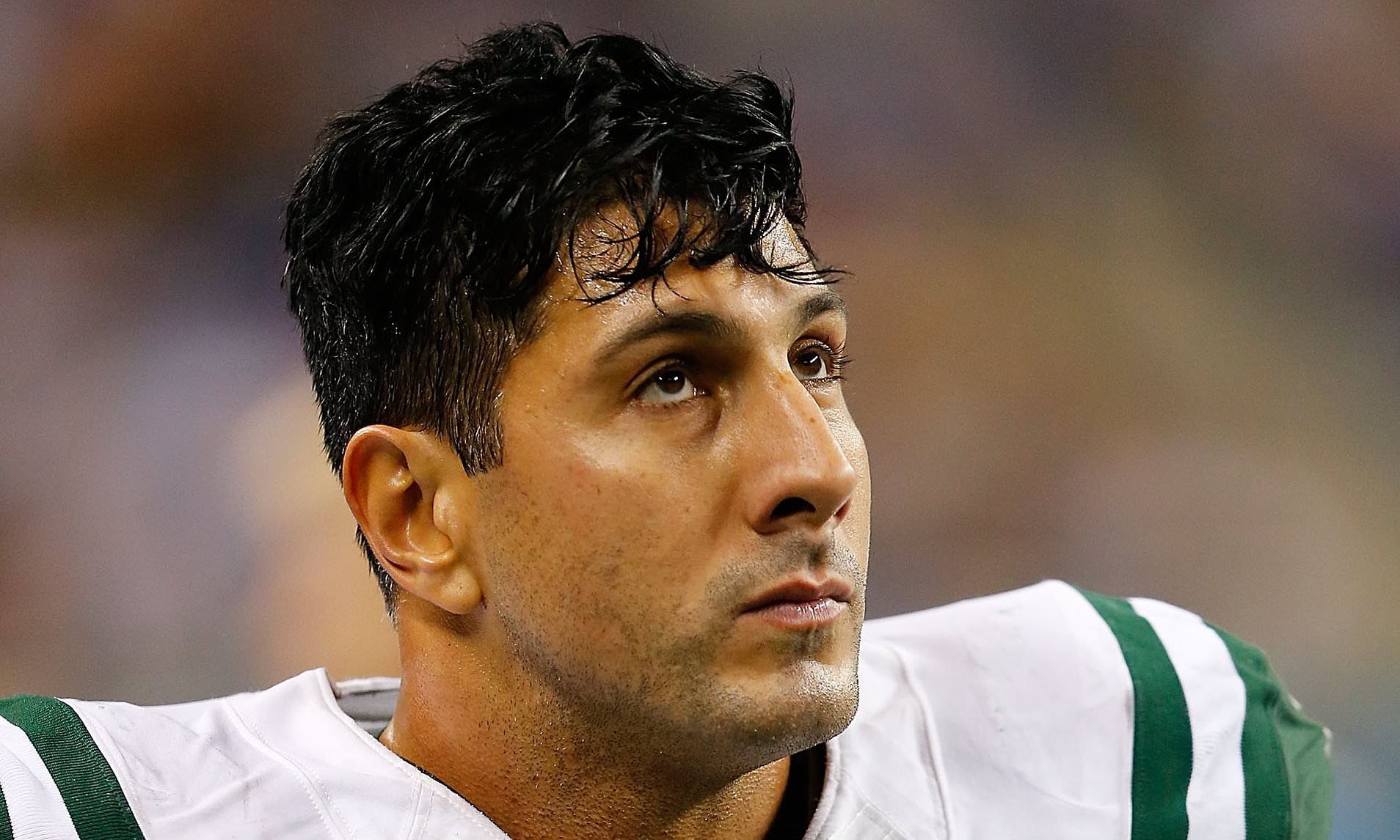 Controversial ex-NFL star posts sarcastic reaction to old team's Pride ...