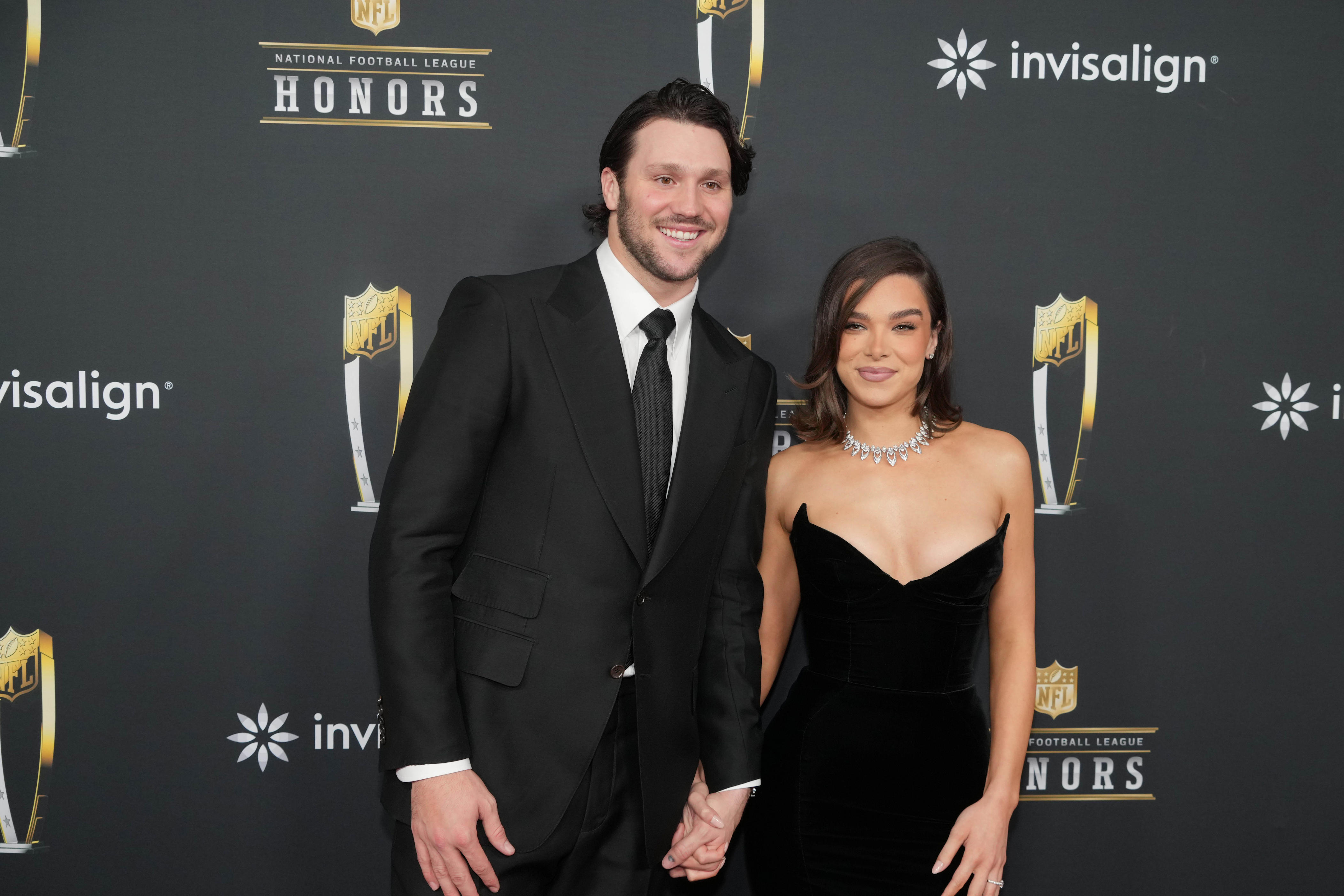 Josh Allen and Hailee Steinfeld tied the knot and looked amazing