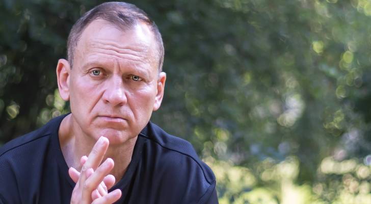 I lost all faith in US banks in 2009 — but now I'm 52 with $650,000 in ...