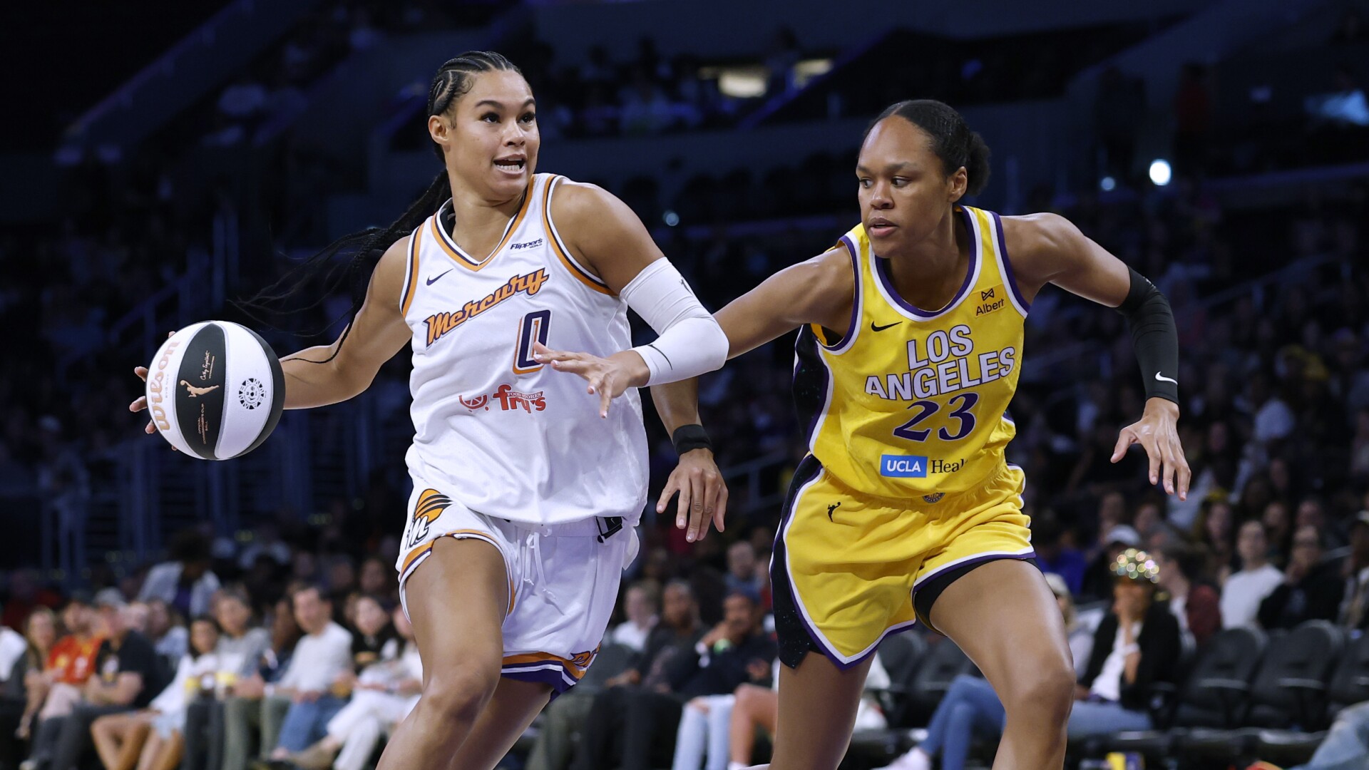 Mercury overcome 18-point first-half deficit to beat Sparks 85-80