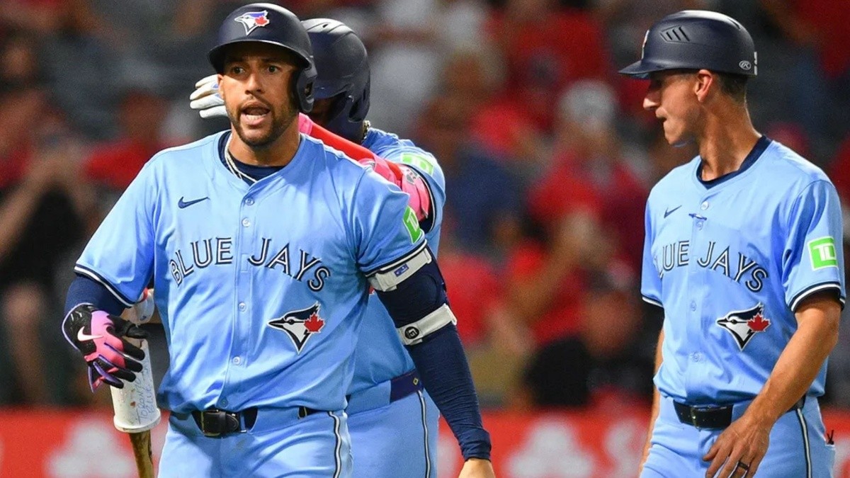 George Springer Pulls Off a 'Little League' Out That Leaves MLB Stunned