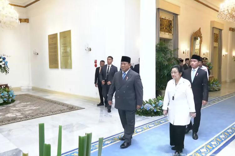Momen Langka! Prabowo, Megawati, dan Gibran Kumpul di Satu Forum ... Momen Langka! Prabowo, Megawati, dan Gibran Kumpul di Satu Forum ...