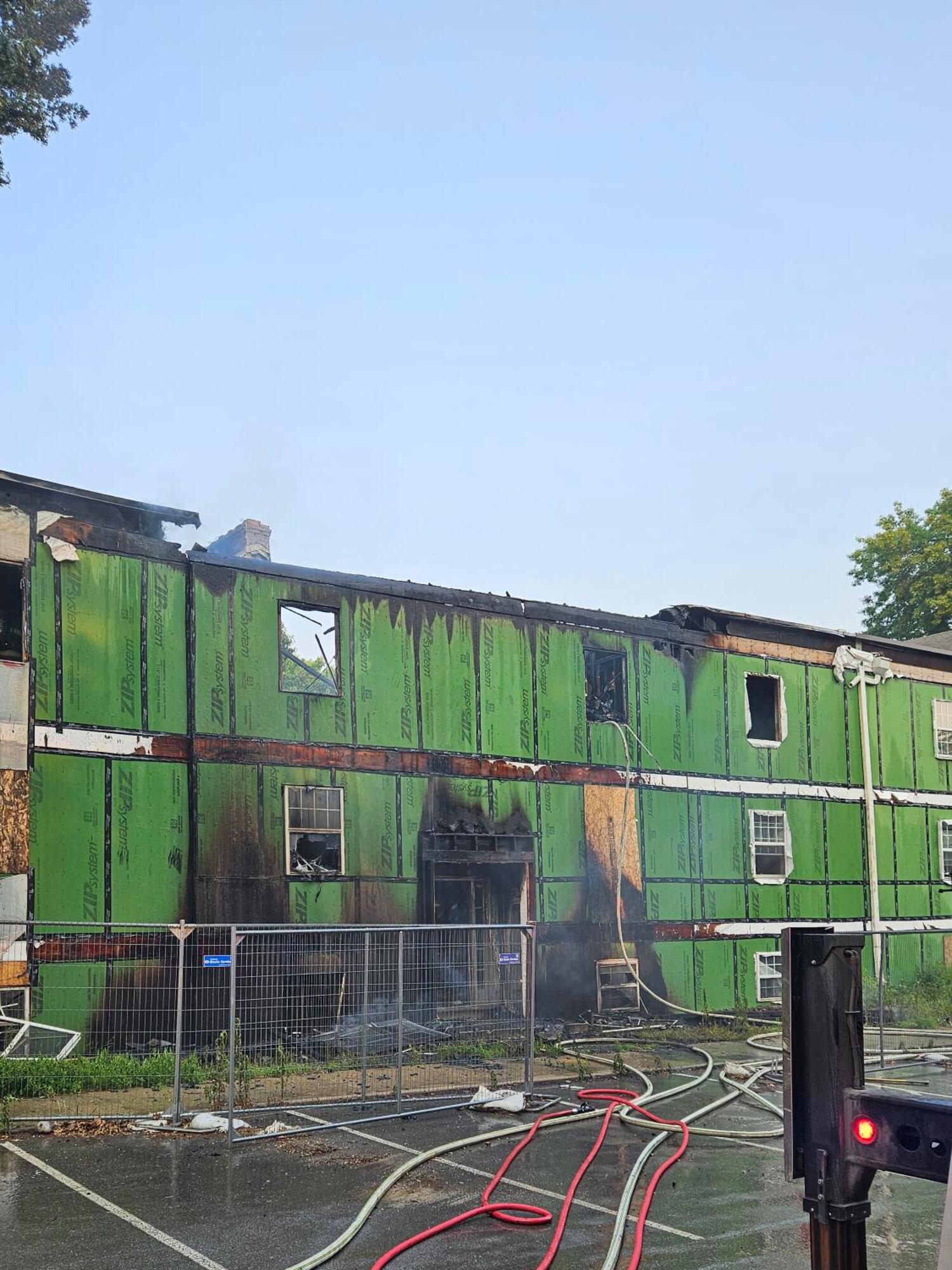 KCPD Bomb and Arson investigating apartment fire, building vacant for 2 ...
