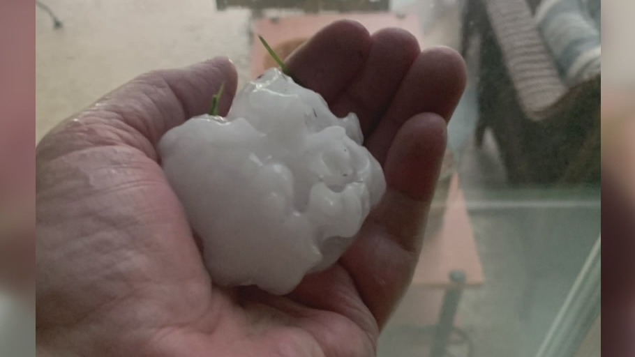 Large hail hits parts of DFW