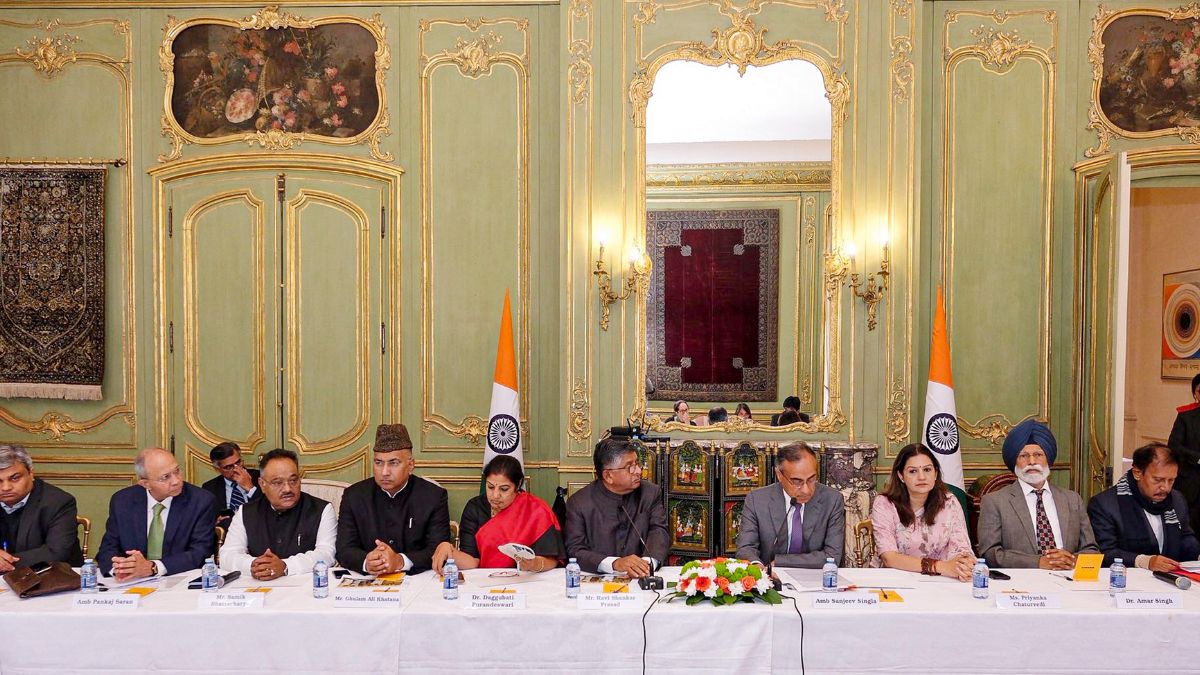 'Indian Not Begging...': All-Party Delegation In London After Pak PM's ...