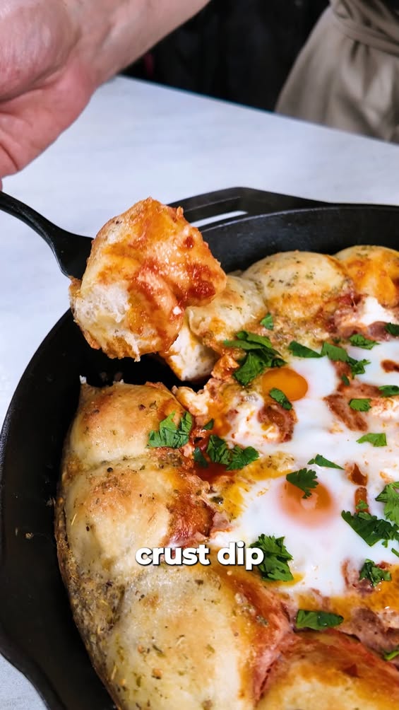 Shakshuka Stuffed Crust Dip