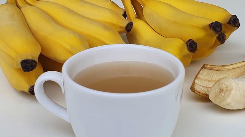 Here's How To Use Banana Peels To Make A Cup Of Tea