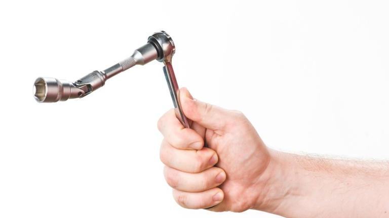 What Is A Universal Joint Socket And How Does It Work?