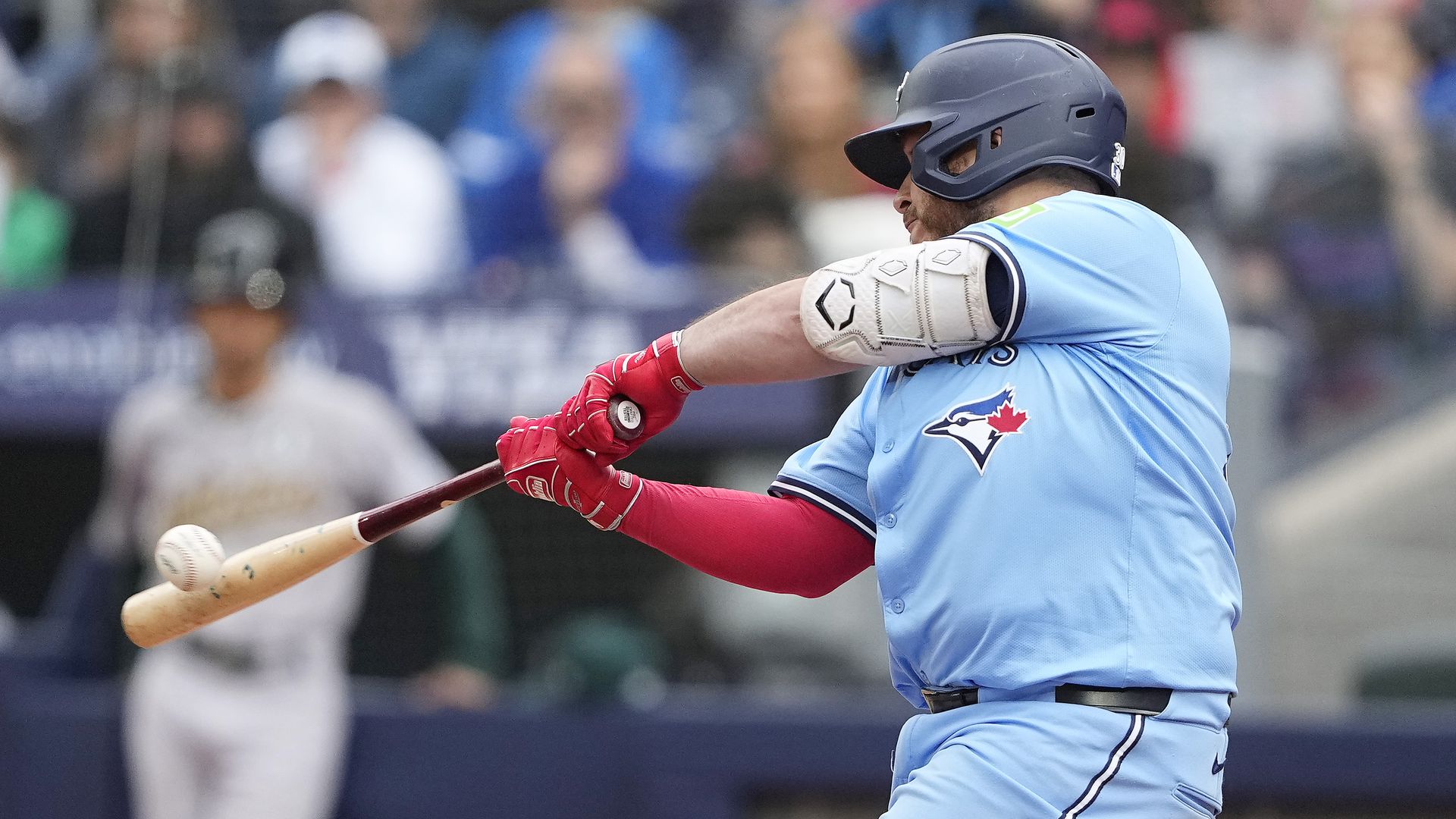 Jays Come Back Late, Beat A’s 8-4