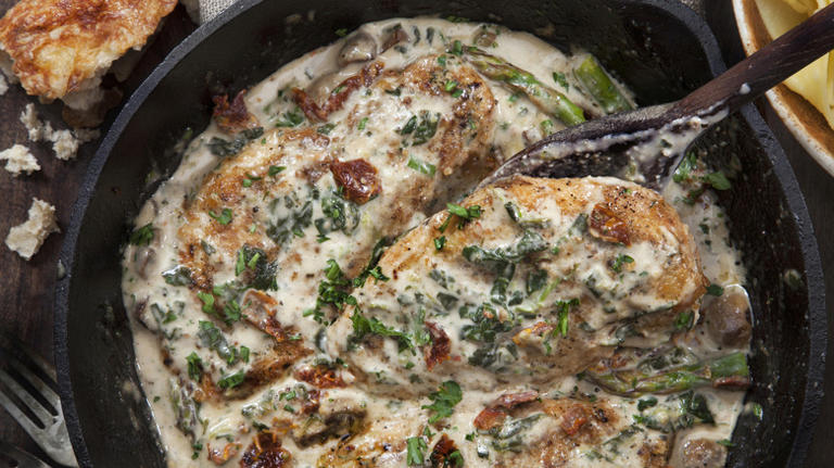 Start Using Hummus To Elevate All Your Baked Poultry Dishes