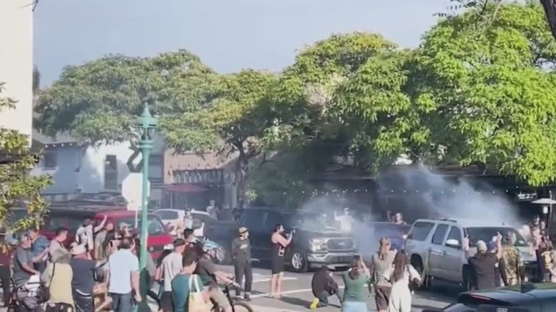 San Diego neighborhood expresses outrage, solidarity after ICE raid ...