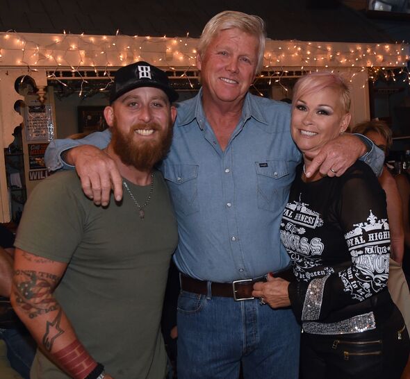 Country star Lorrie Morgan's husband Randy White, 72, passes away after ...