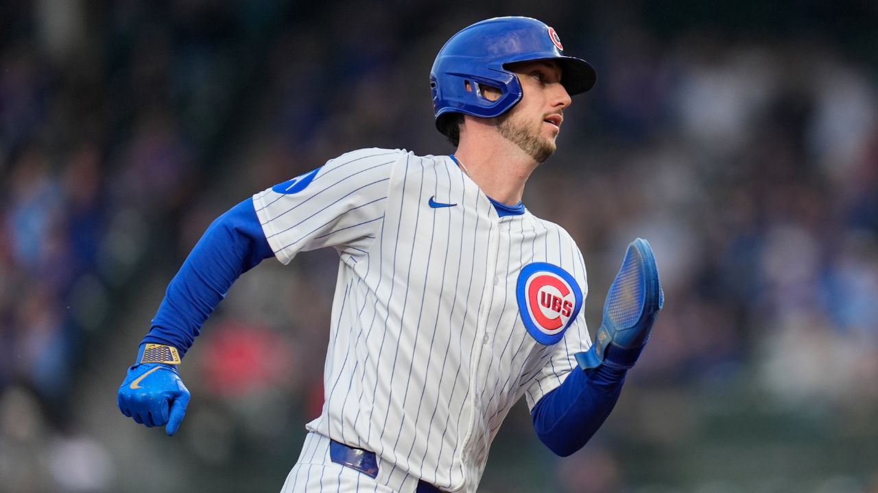 Cubs place Kyle Tucker on IL with left calf strain, recall Ballesteros