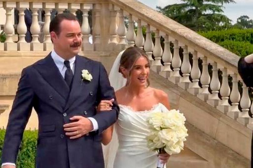 Inside Dani Dyer and Jarrod Bowen's Bridgerton-style wedding as dad ...