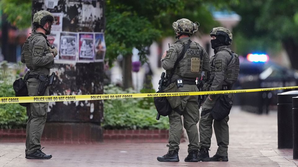 Suspect in Boulder antisemitic attack is charged with a federal hate ...