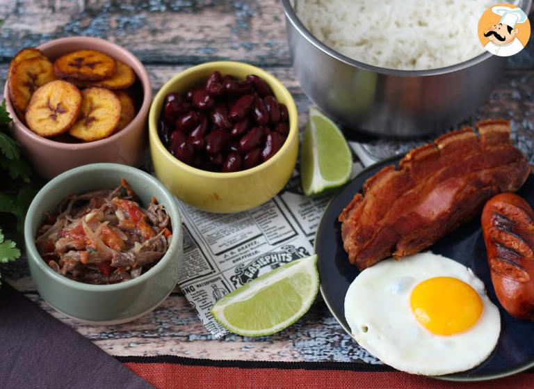Bandeja paisa, the colombian dish full of flavors and tradition