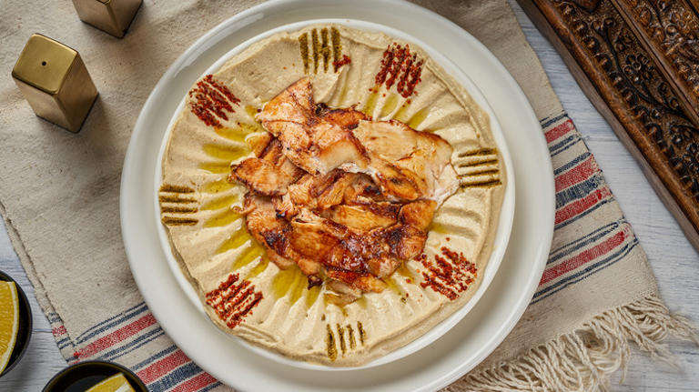 Start Using Hummus To Elevate All Your Baked Poultry Dishes