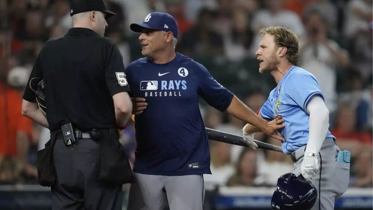 MLB: Rays Player Loses His Cool After Being Ejected for "Mocking" the ...