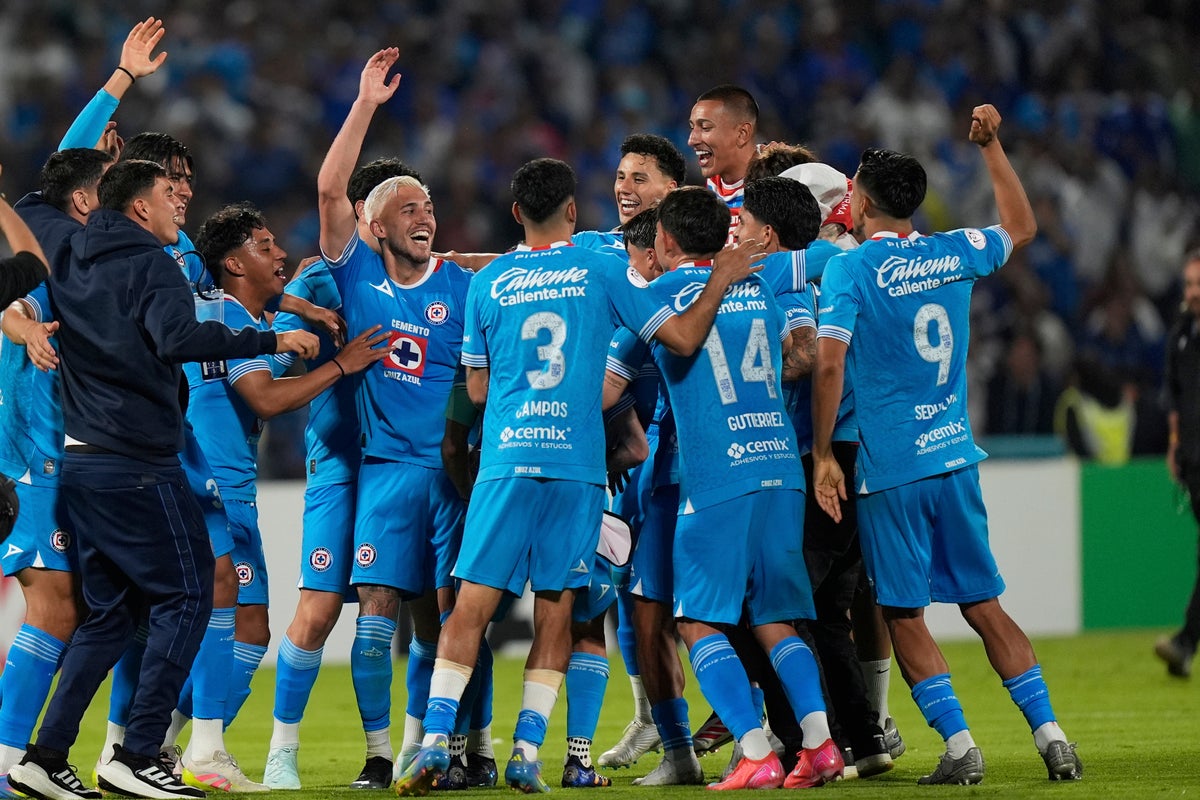 Cruz Azul arrasa 5-0 a Whitecaps para conquistar la corona de la Copa ...