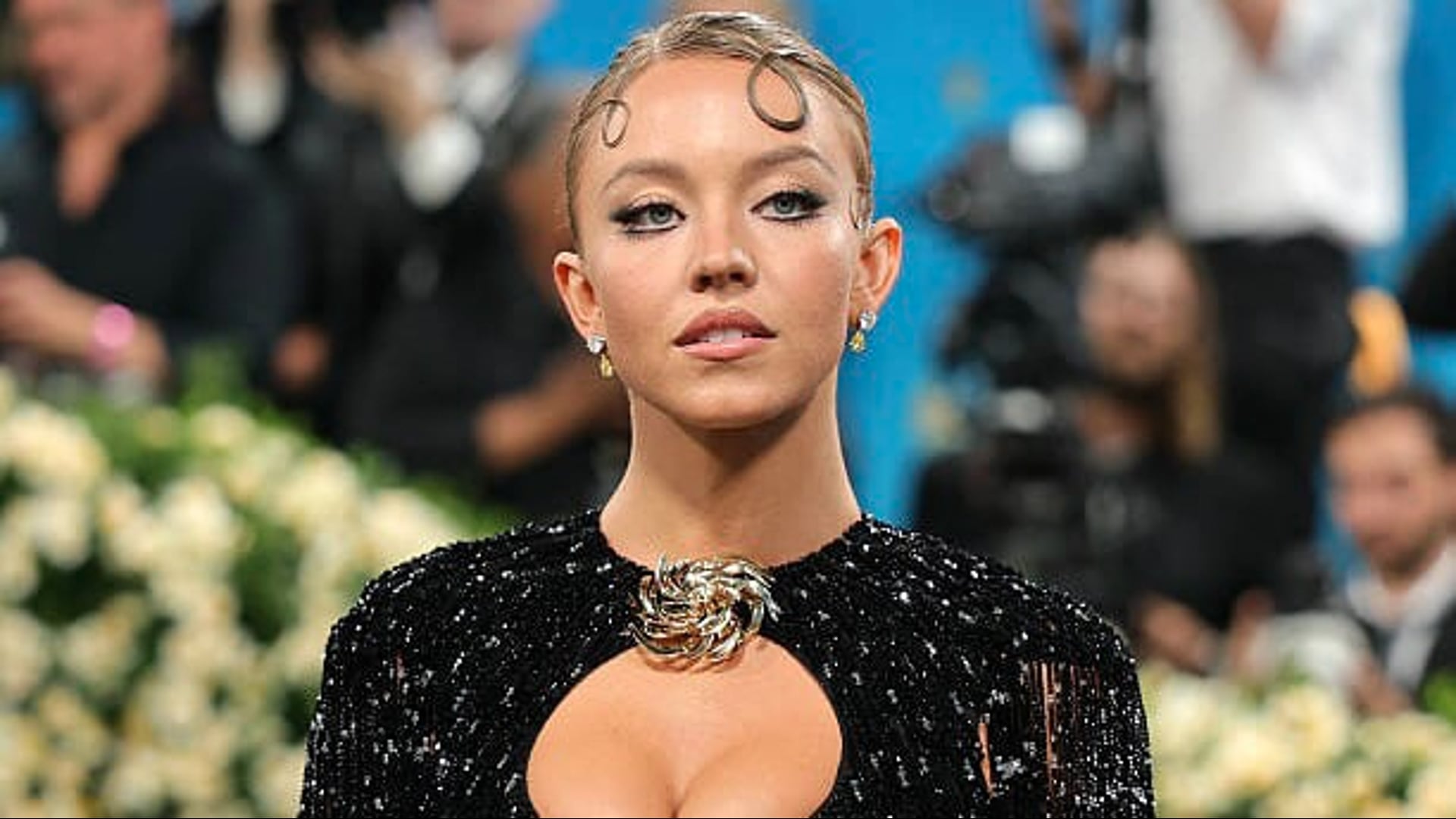 Sydney Sweeney Commercialise Un Savon À Base De Son « Eau De Bain ...