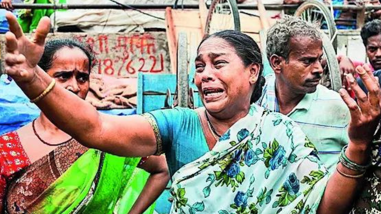 Tamil Nadu govt ready to assist 'Madrasi Camp' residents in Delhi if ... Tamil Nadu govt ready to assist 'Madrasi Camp' residents in Delhi if ...