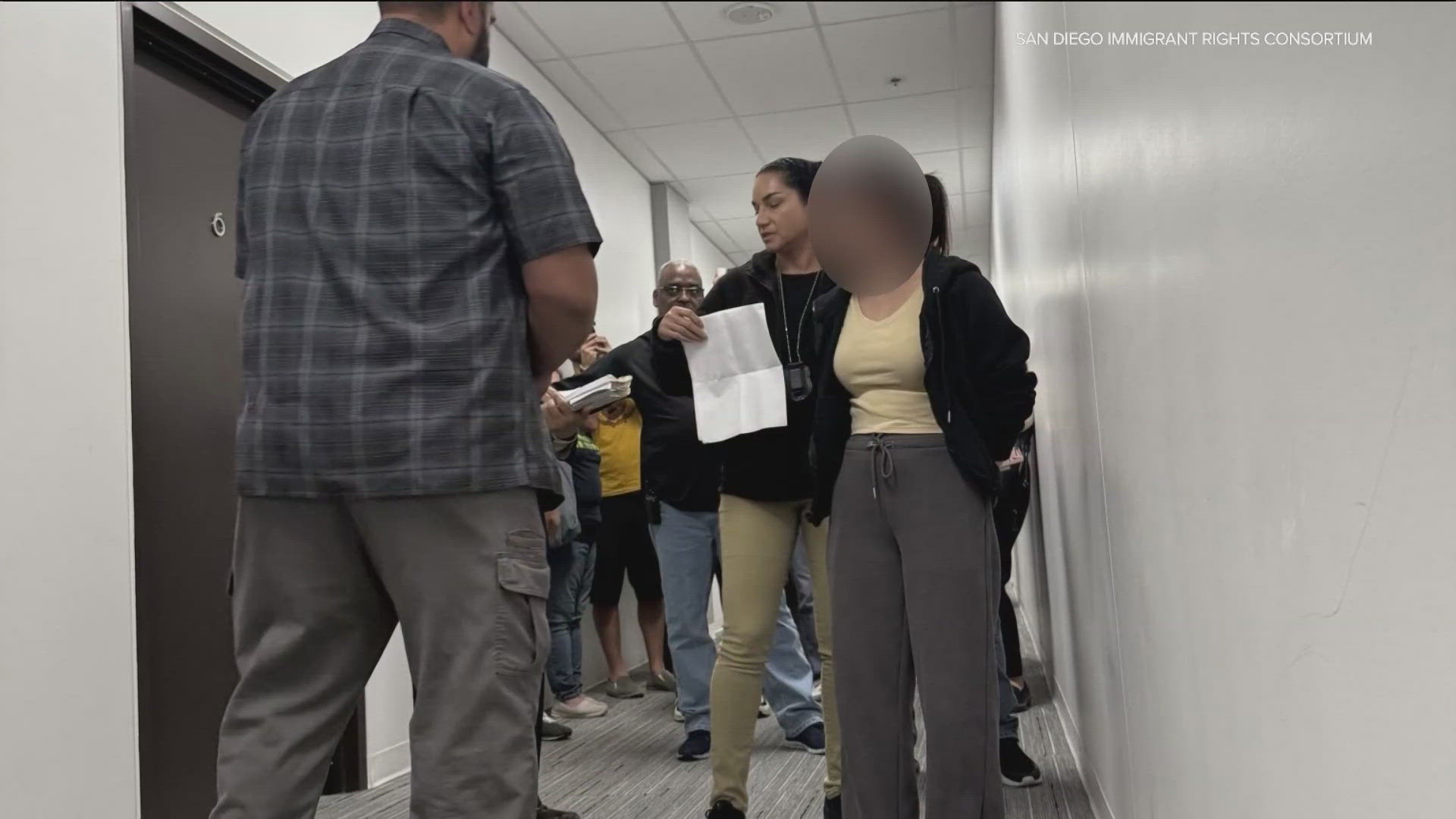 San Diego immigration attorney advises migrants to know their rights ...