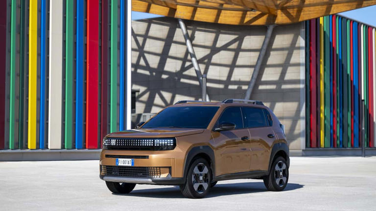 BYD Dolphin Surf vs. Fiat Grande Panda, duelo entre eléctricos baratos