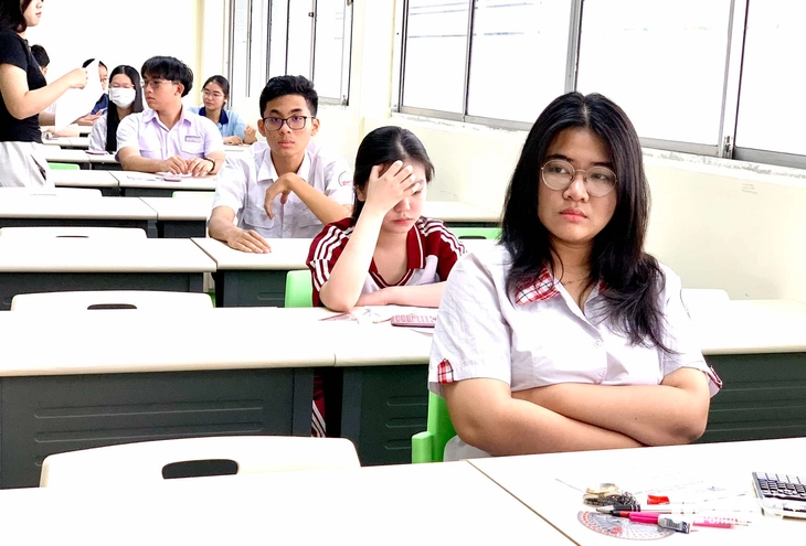 Giám thị làm mất giờ thi của thí sinh đánh giá năng lực, hội đồng thi ...