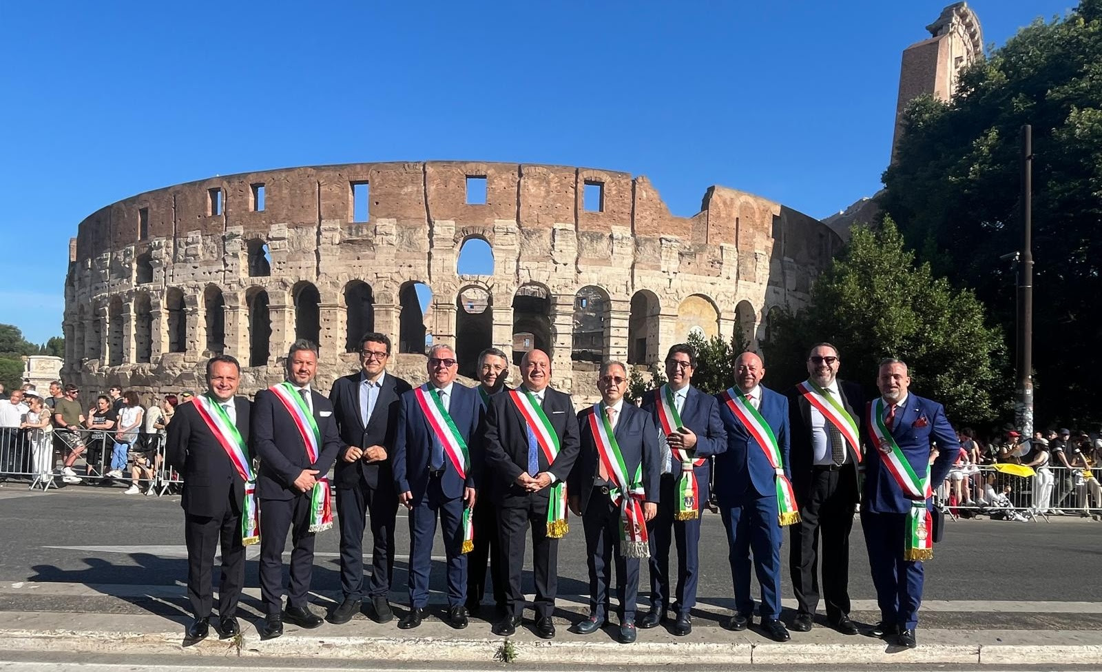 Festa della Repubblica, Anci Sicilia partecipa alla parata dei Fori ...