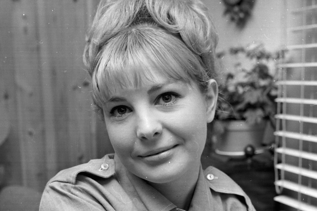 Barbara Ferris: Coronation Street actor dies, aged 85