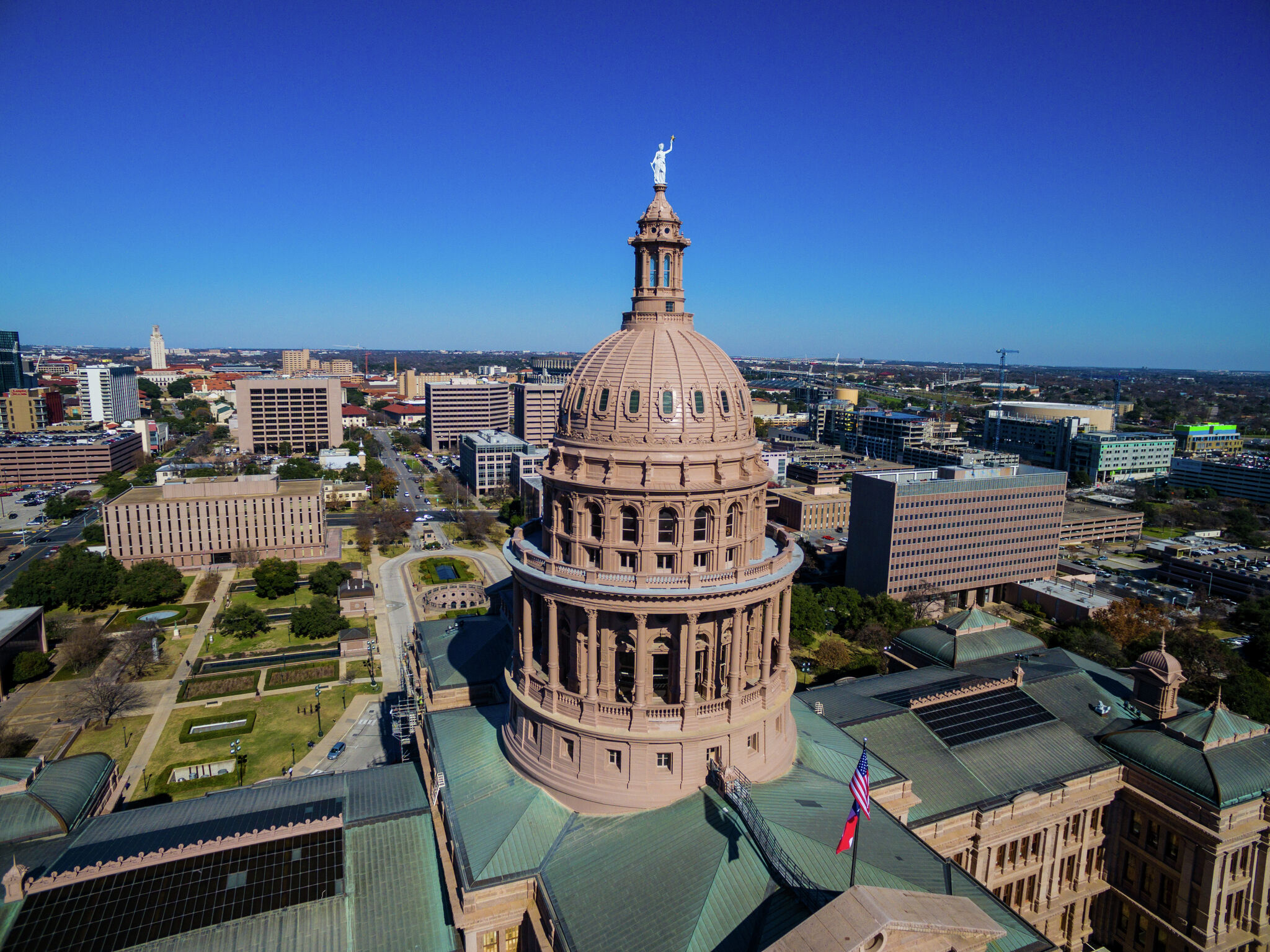 Here are key new laws passed in 2025 Texas legislative session