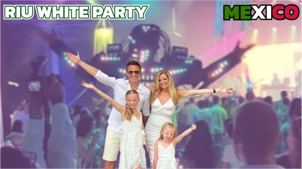 Dancing With a Robot at Amazing Riu White Party | Riu Vallarta