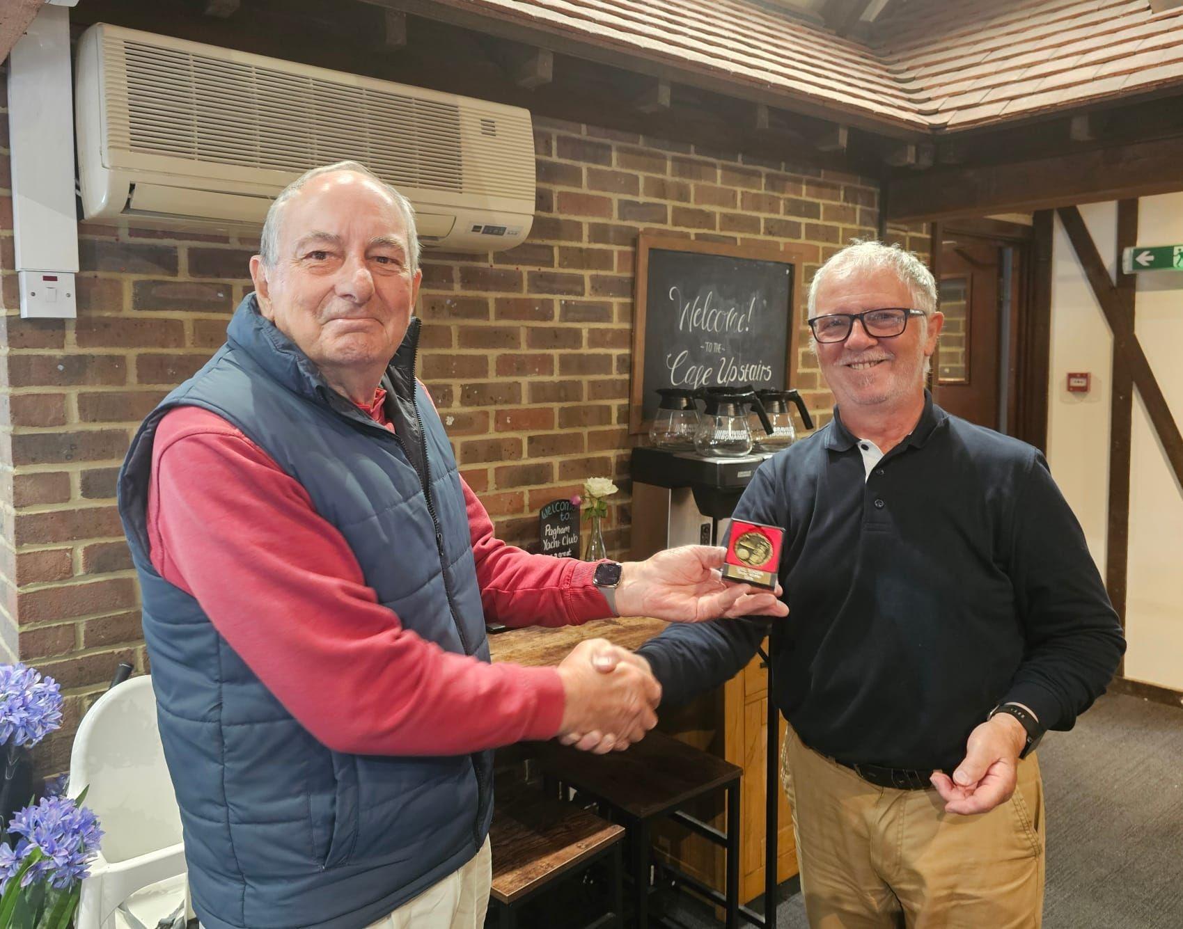 Horsham Seniors enjoy fine conditions for the medal competition