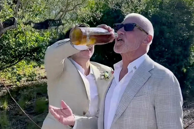 Gary Lineker reunited with brother Wayne in wild scenes after 17-year feud