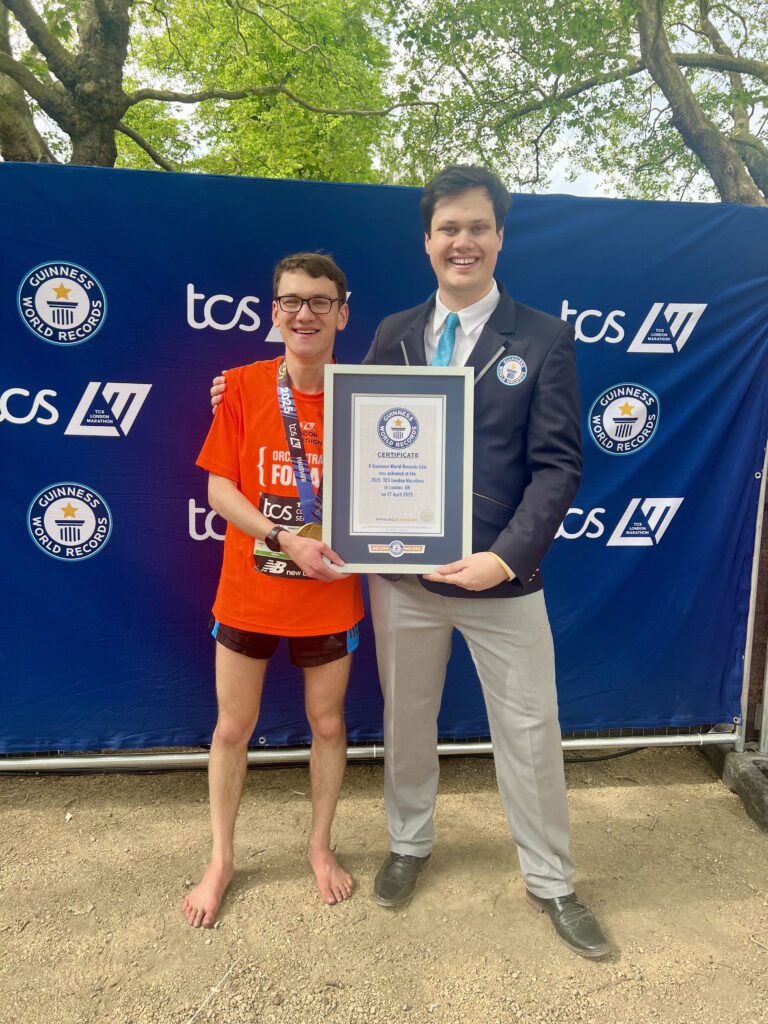 Teen becomes youngest ever to run London Marathon BAREFOOT