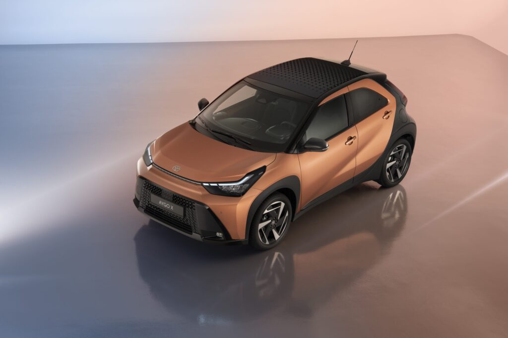 Toyota Aygo X (2025) : le mini-crossover passe par la case restylage et ...