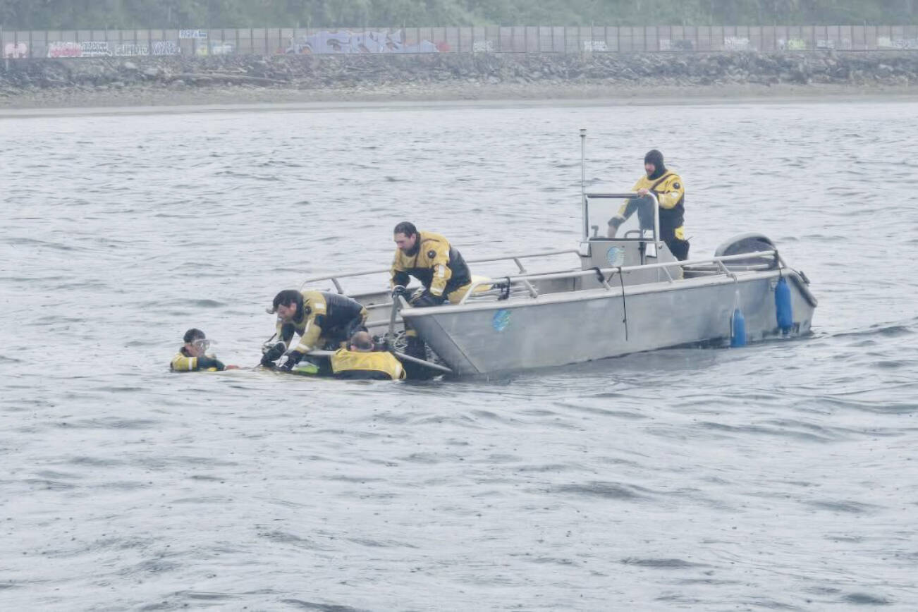 Searchers recover submerged shrimp boat, two bodies from Possession Sound