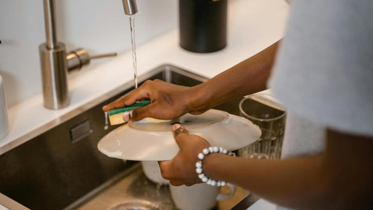 Ram in the Thicket: A 4,500-year-old gold statue from the royal ...