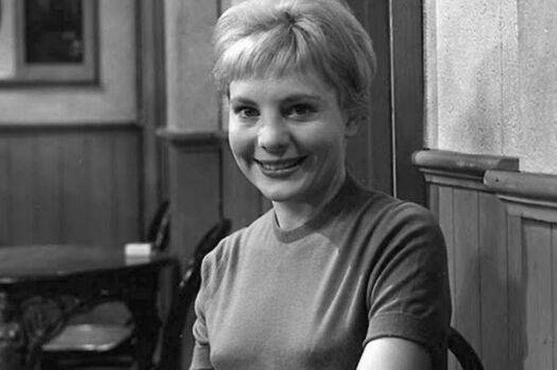 Coronation Street favourite dies as co-stars pay tribute to 'the most ...