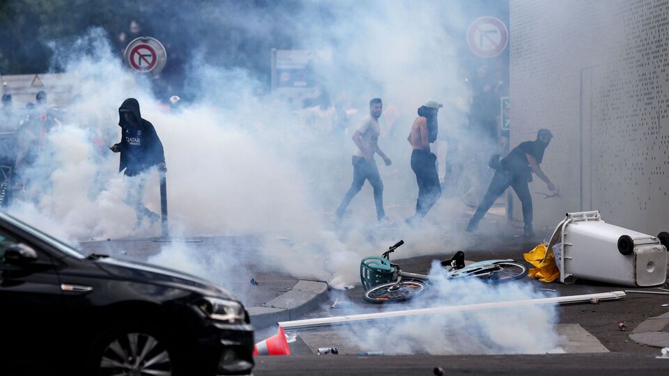 PSG's first-ever Champions League win marred by violence, death during ...