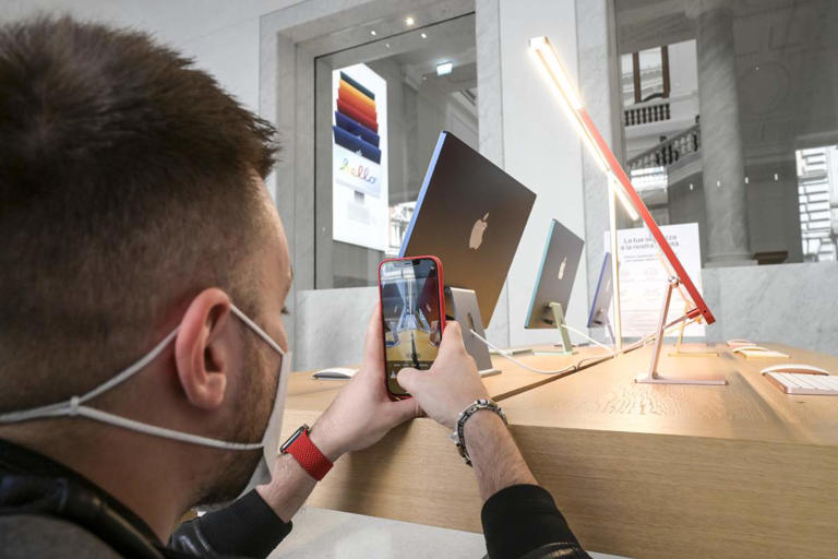 Grandmother’s plea to mom who “sold 6-year-old daughter for $1,100”