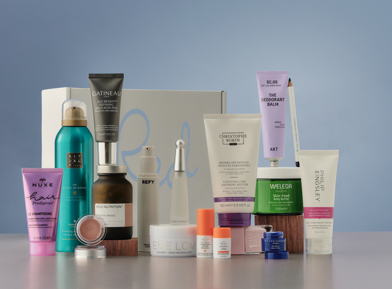 The Red Glow and Go Beauty Box is here