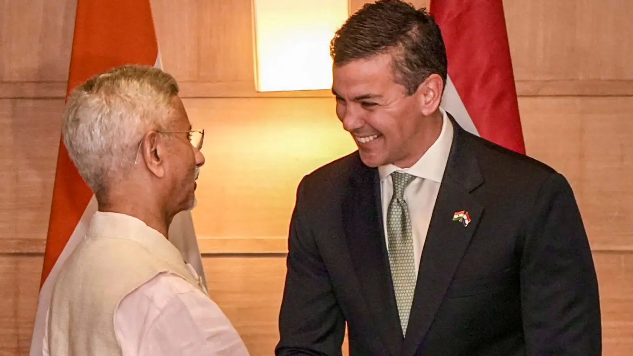 Paraguay President begins first state visit to India with ceremonial ...