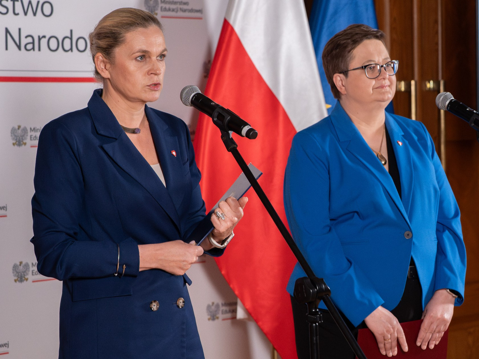 Wrócą obowiązkowe prace domowe? MEN odpowiada wierszem